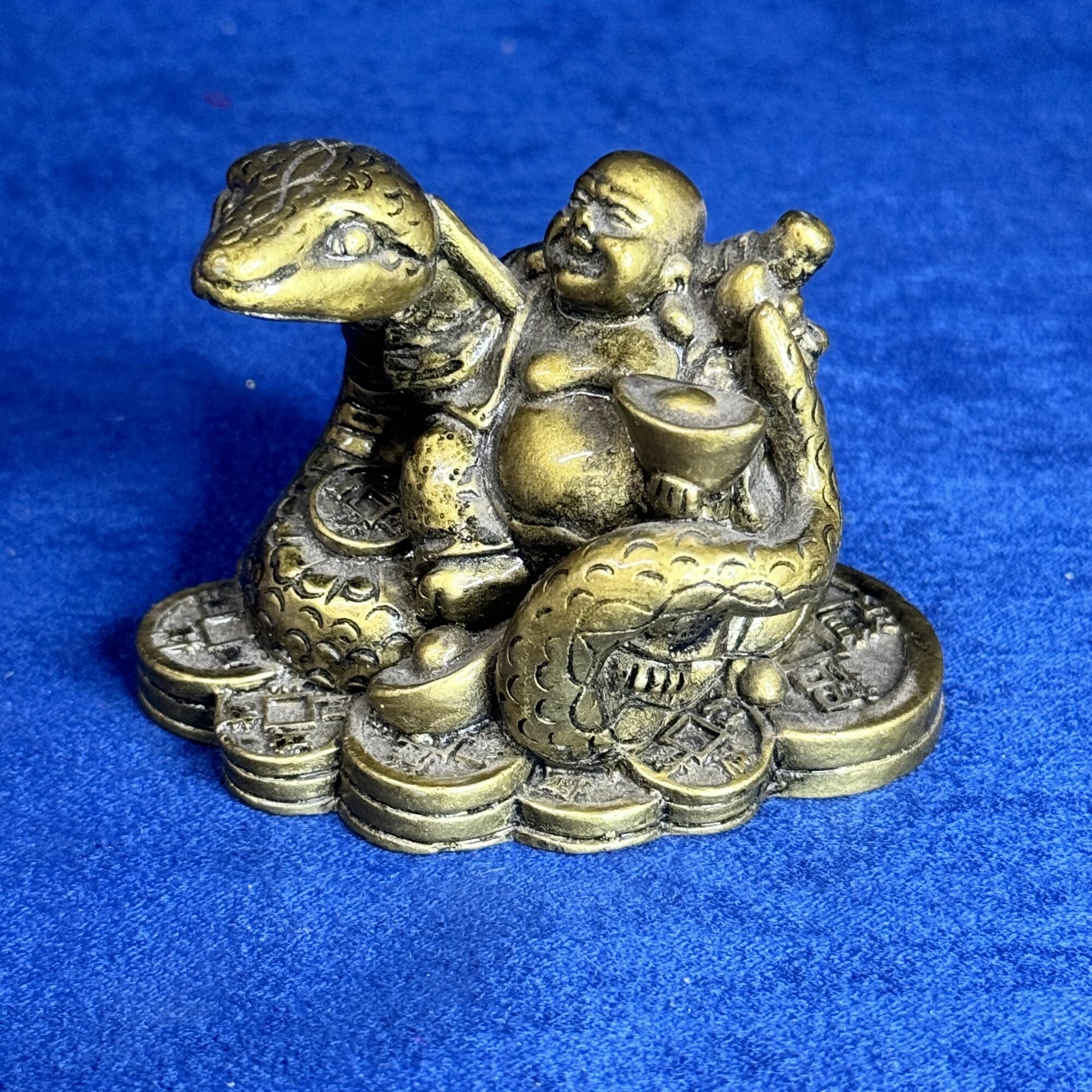 Хотей из полистоуна