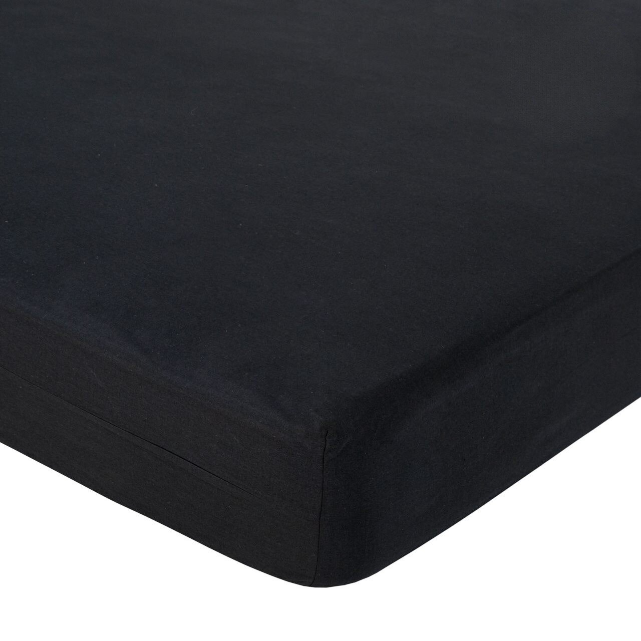 Простыня на резинке из поплина "Черный" 180х200х20 Однотонная