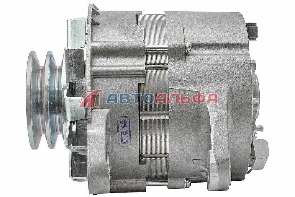 Генератор 28В 60А КАМАЗ, урал (прамо)