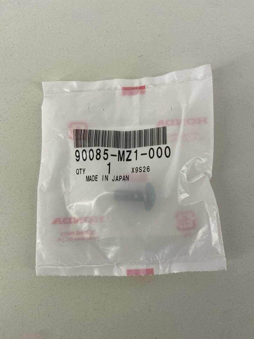 Болт, специальный, 6X17 (Оригинал)