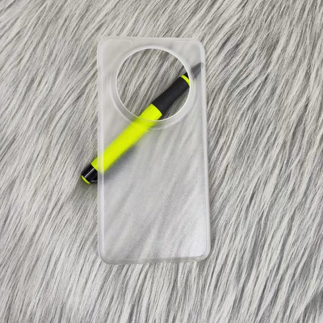 Матовый чехол для телефона Huawei Mate 50/50E/50RS, Mate 60/60RS/60 Pro/60 Pro+, Mate 70/70 RS/70 Pro/Air, Mate 80. Задняя крышка.