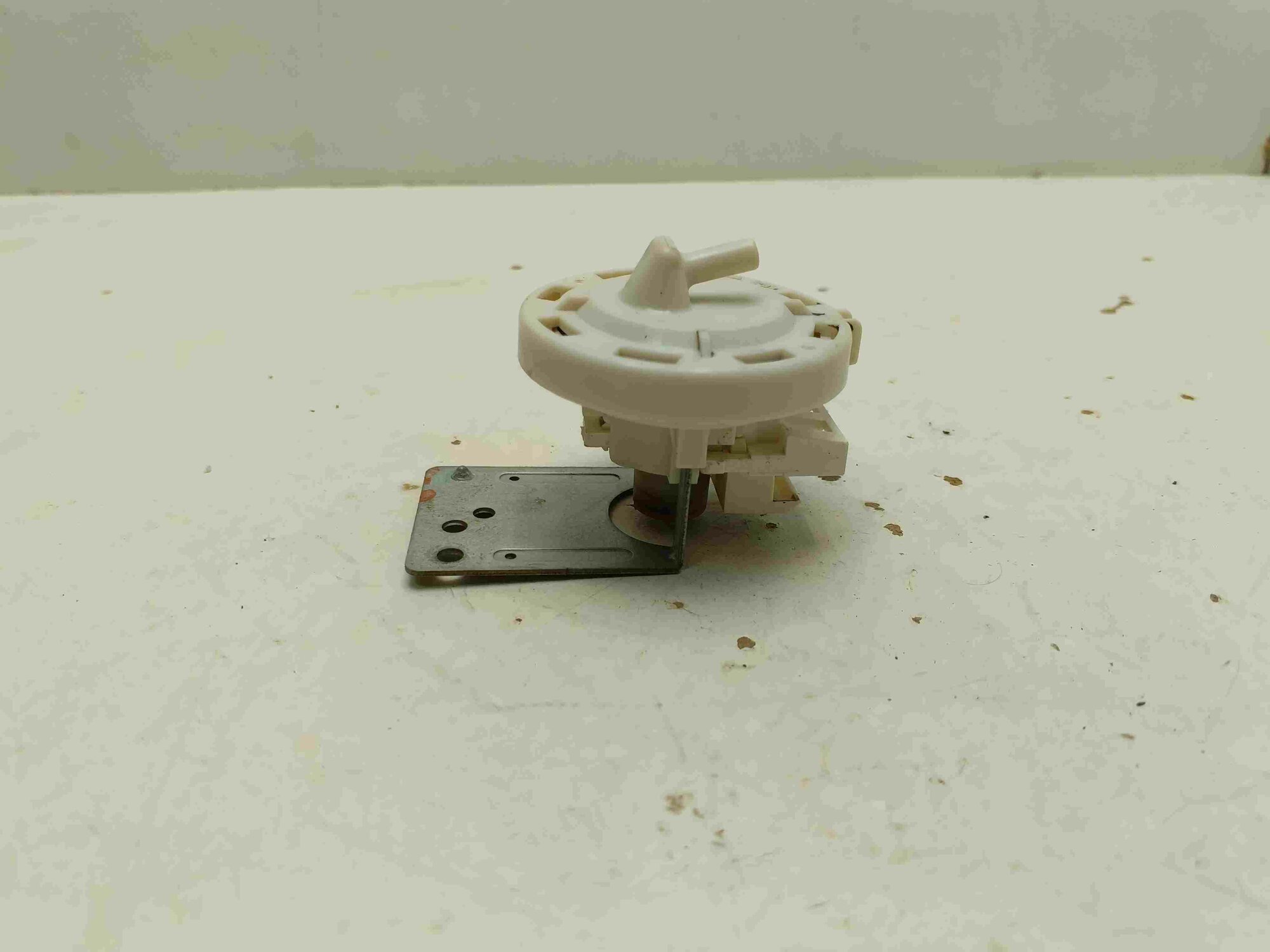 F2J3WS0W кт220 Датчик уровня воды для стиральной машины LG 6601ER1006 б/у