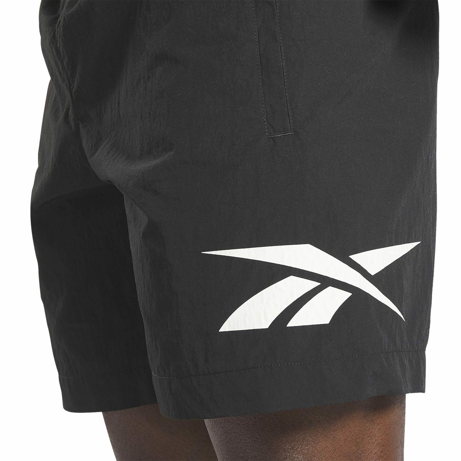 Шорты Reebok CL VECTOR WVN SHORT, размер XL, черный — фото 1