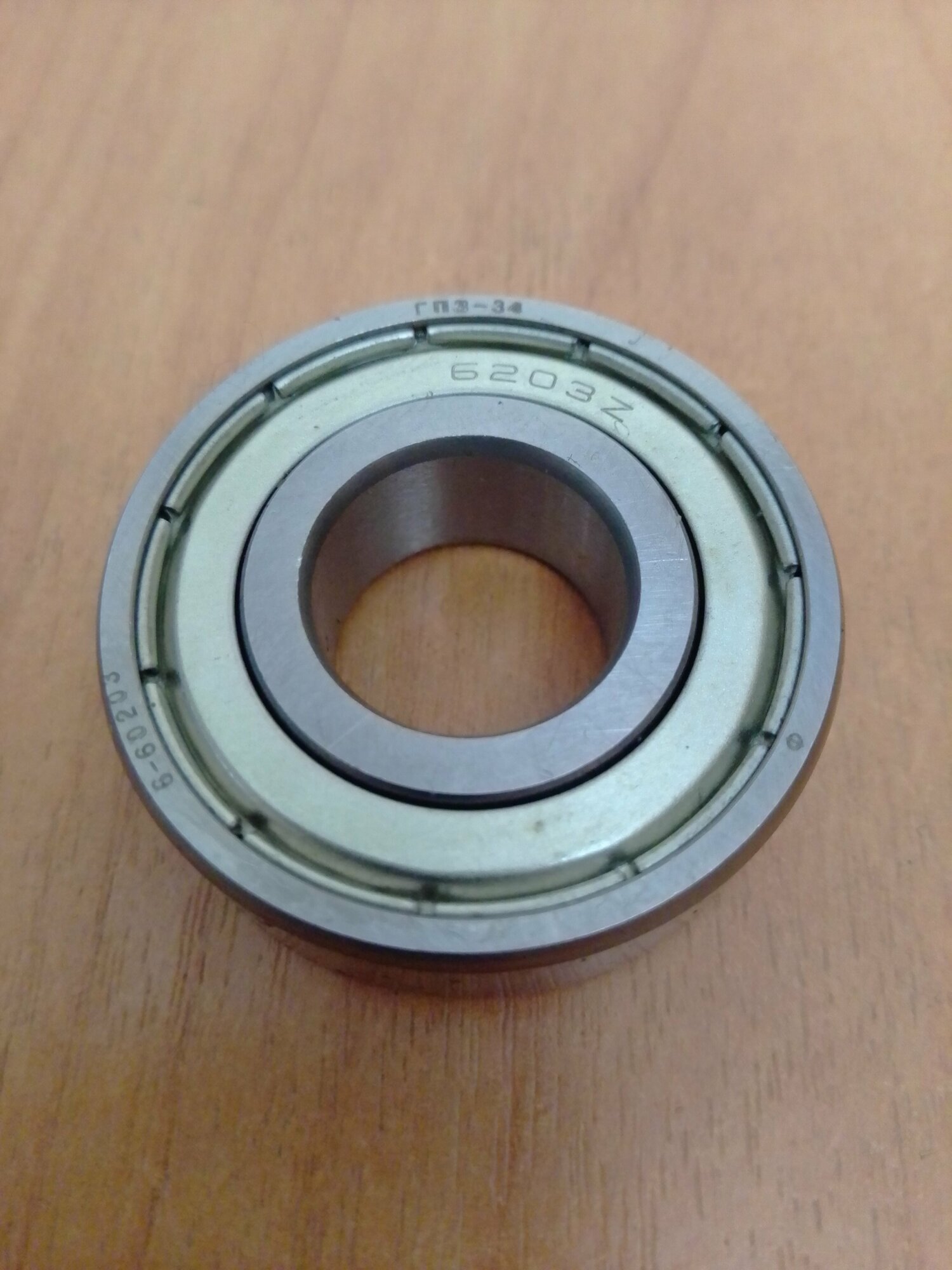 Подшипник 6203z коленчатого вала (опорный первичного вала КПП) полузакрытого типа. ГПЗ-34