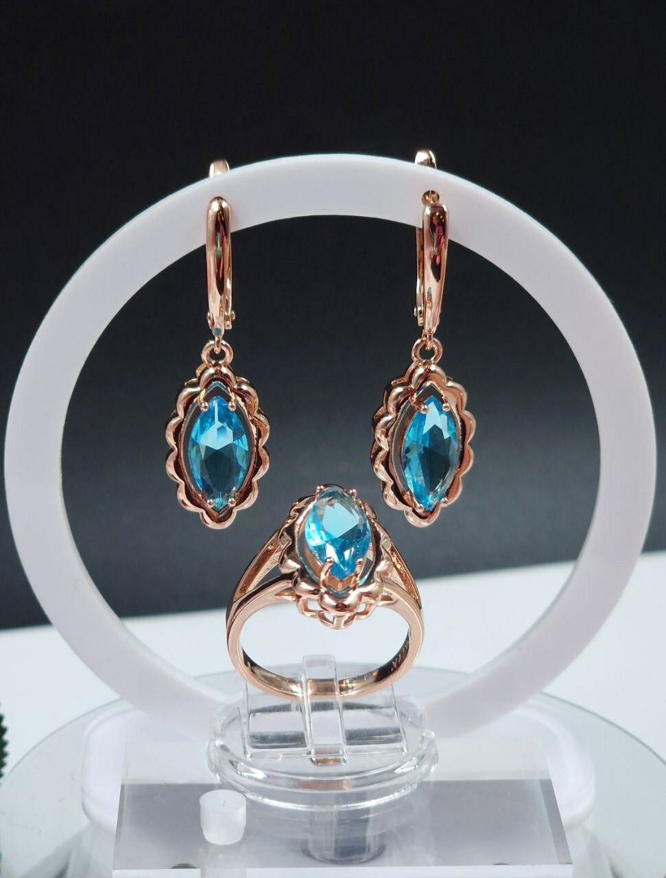 Комплект бижутерии, фианит