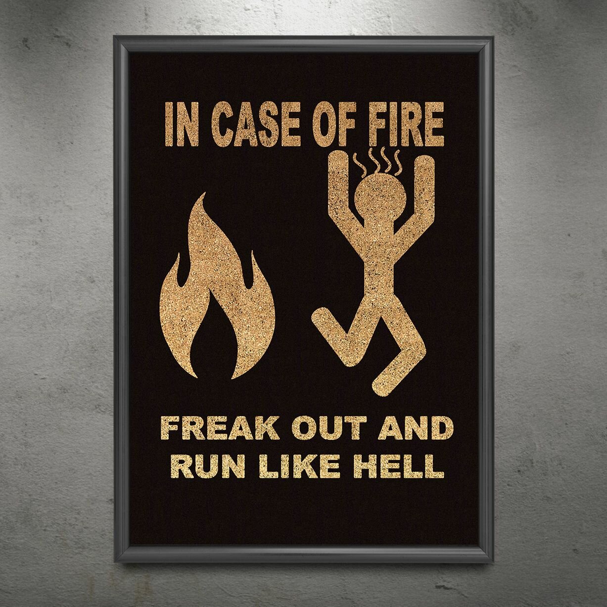Постеры для интерьера. Постер с надписью. В случае пожара