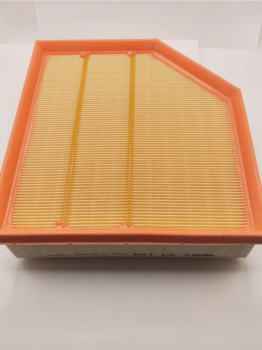 Фильтр воздушный Volvo