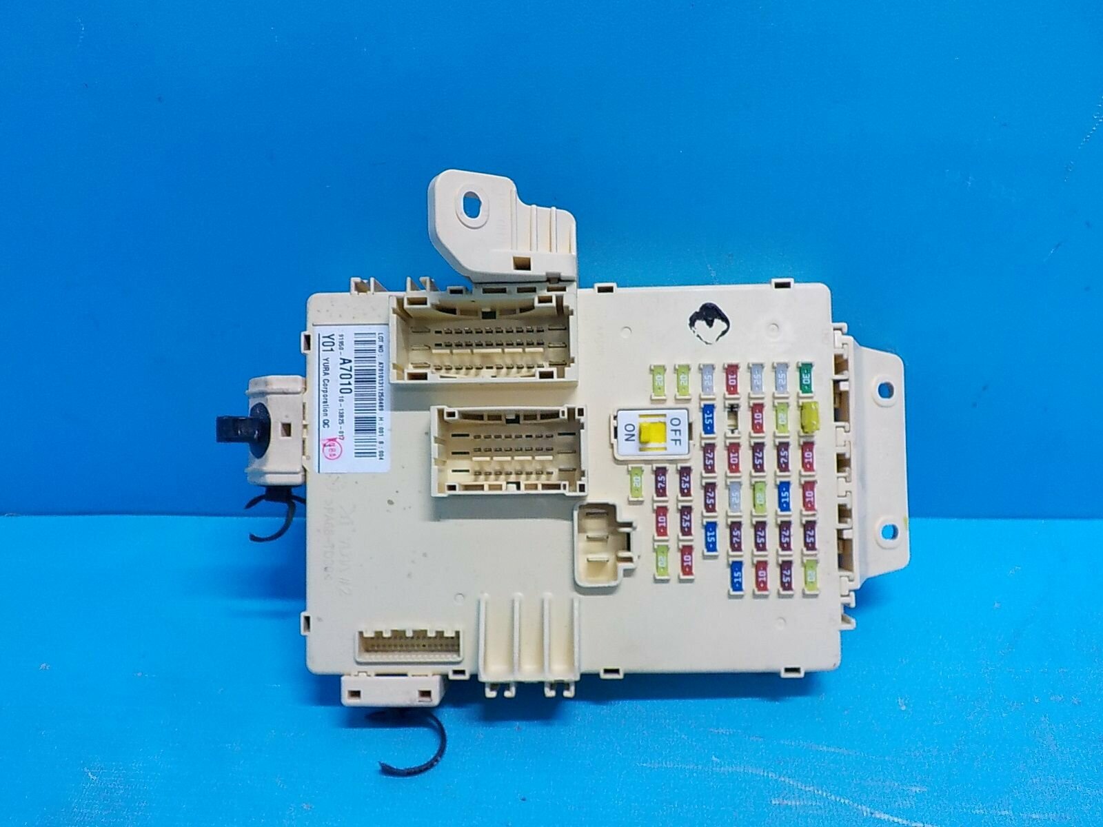 Блок предохранителей салона KIA Cerato 3 (YD) 2013-2020 91950A7010 - Б/У