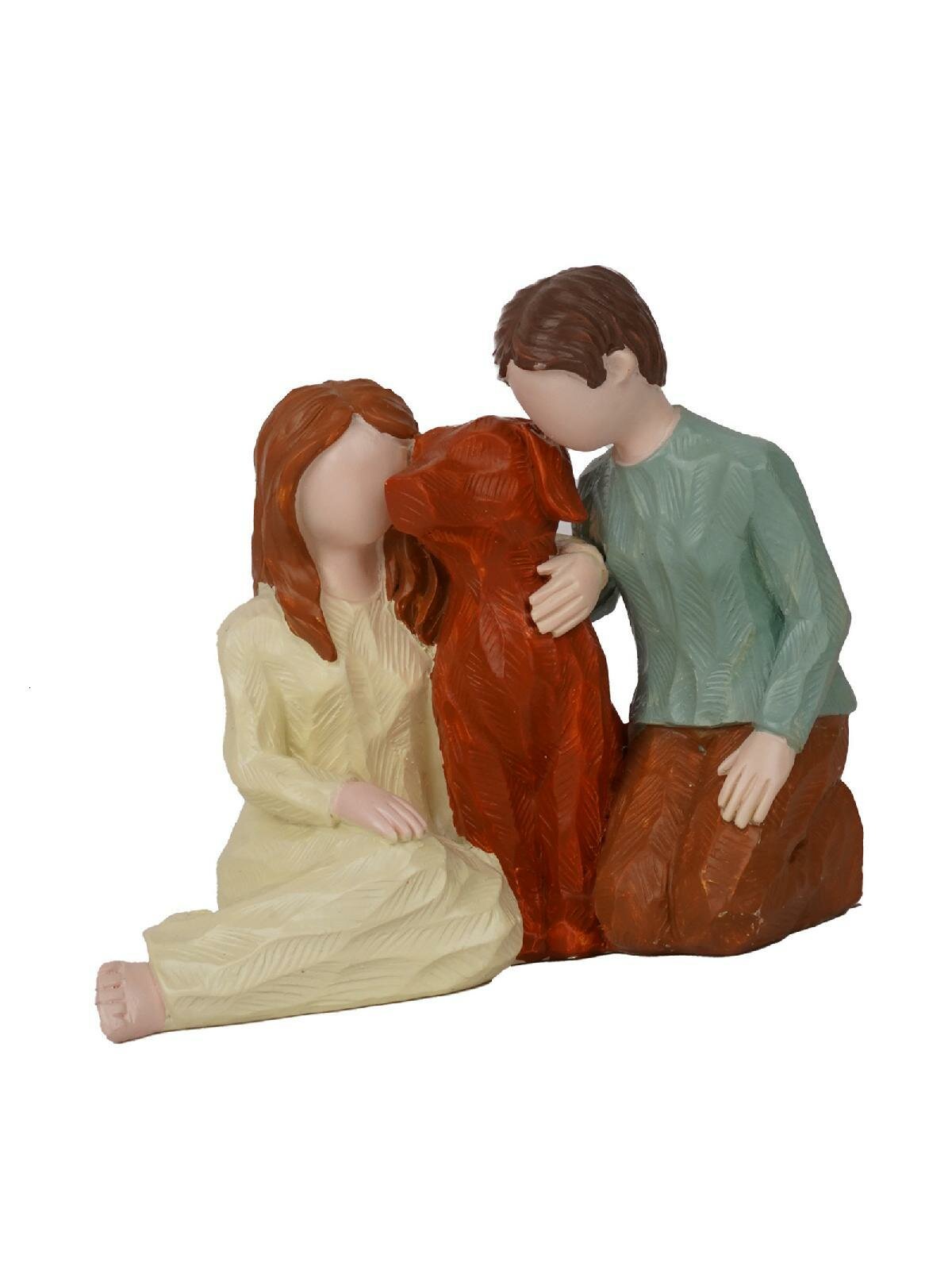 Статуэтка влюбленной пары из смолы Romantics Семейная скульптура для домашнего декора рабочего стола