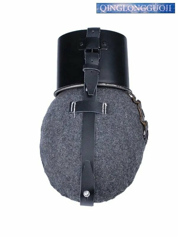 Солдат Немецкой элитной армии Второй мировой войны, немецкая фляга и шерстяной чехол