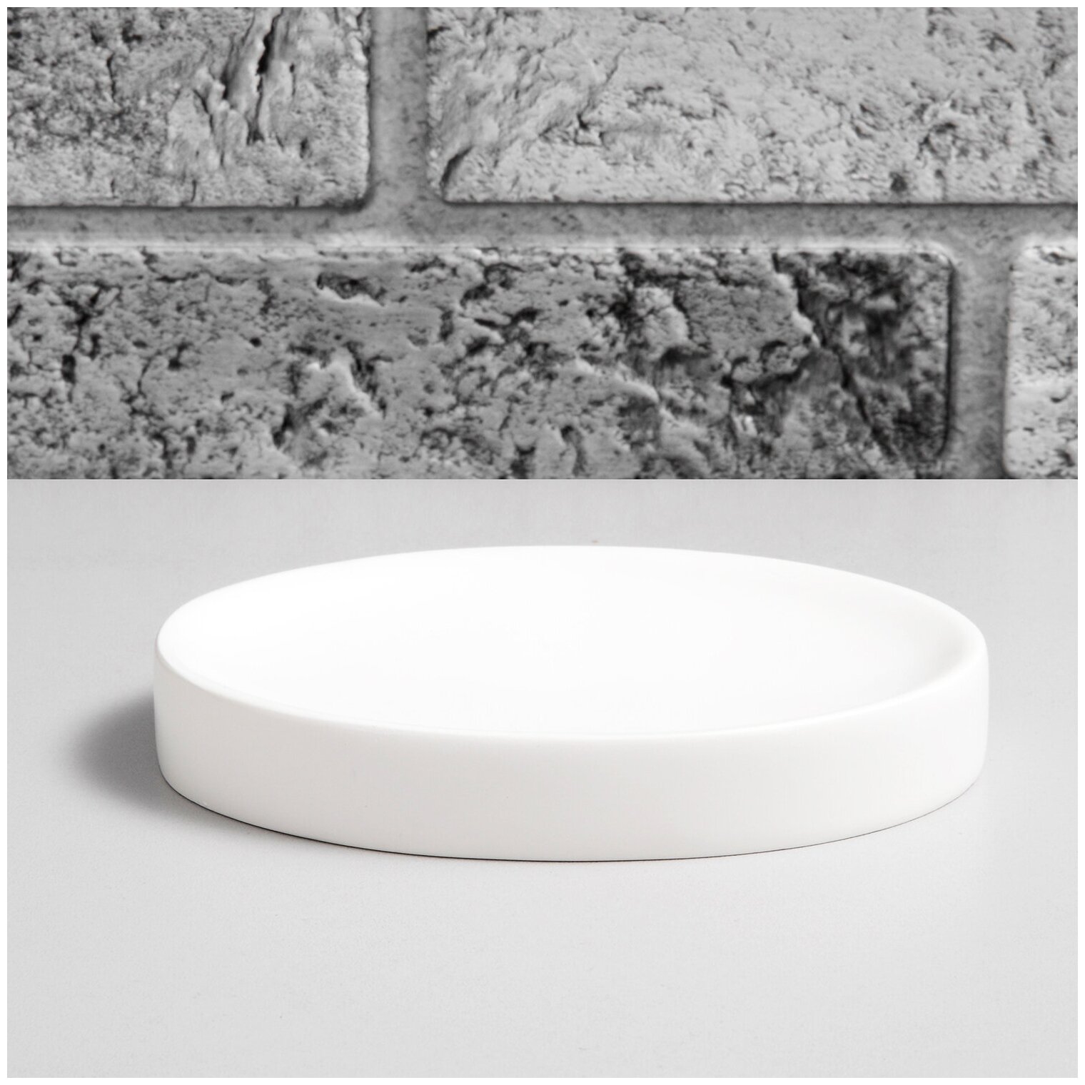 Мыльница для ванной WasserKRAFT K-4929 белая, овальная, полирезин