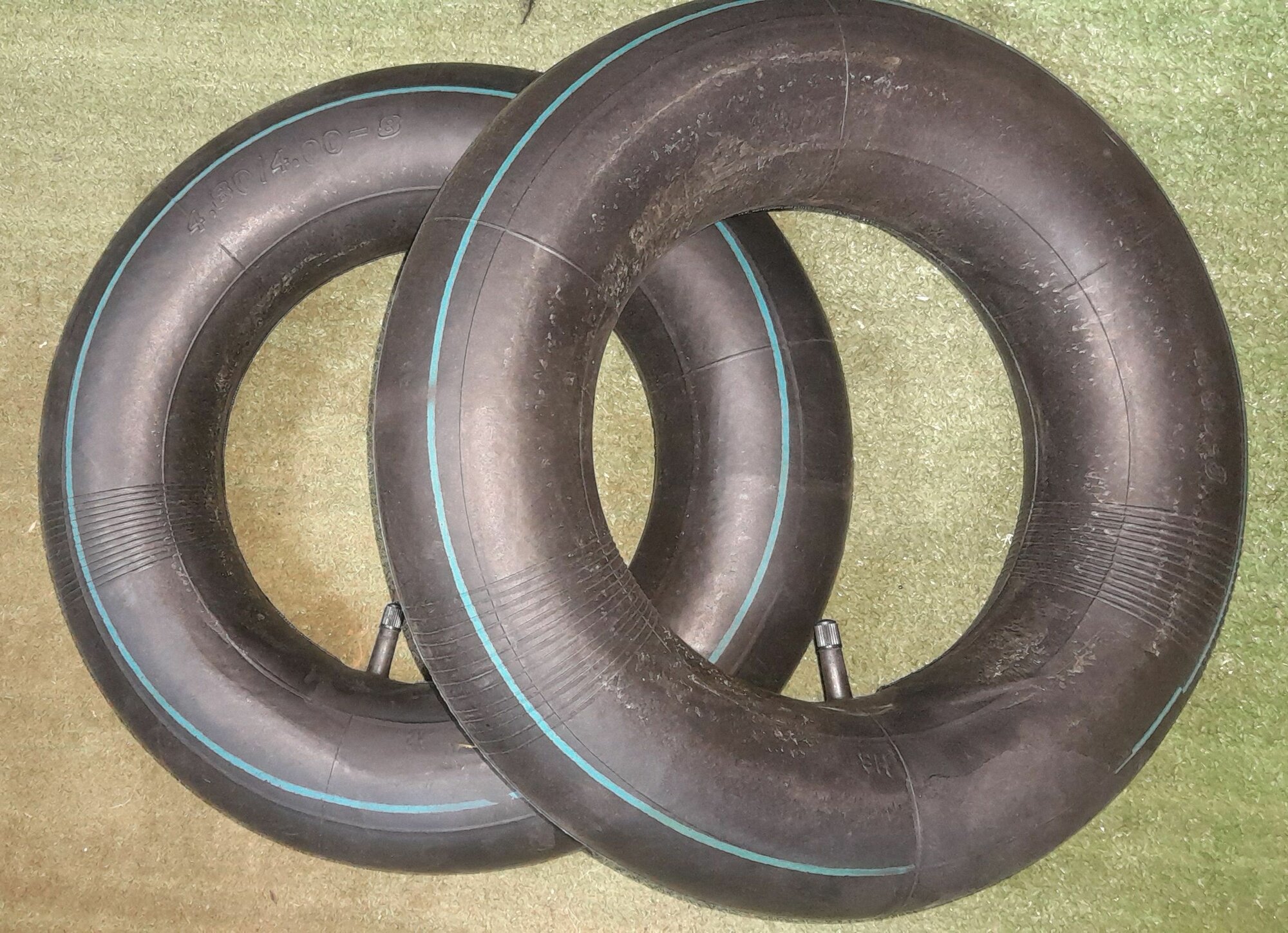 Камера для колеса садовых тачек 4.0-8 прочное