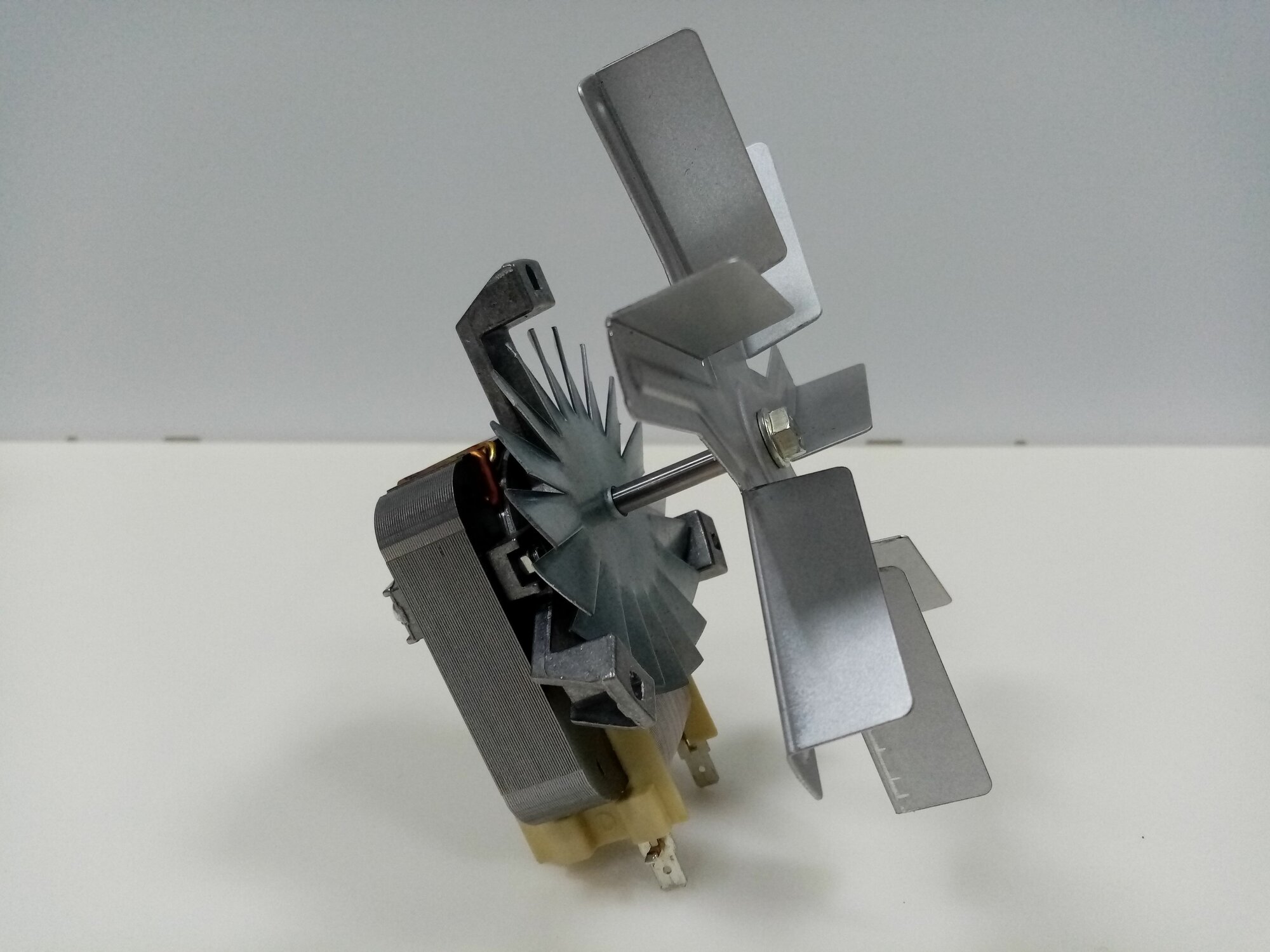 Вентилятор конвекции (pn: 215480043/264440107), для духовки Grundig GEDM12300B