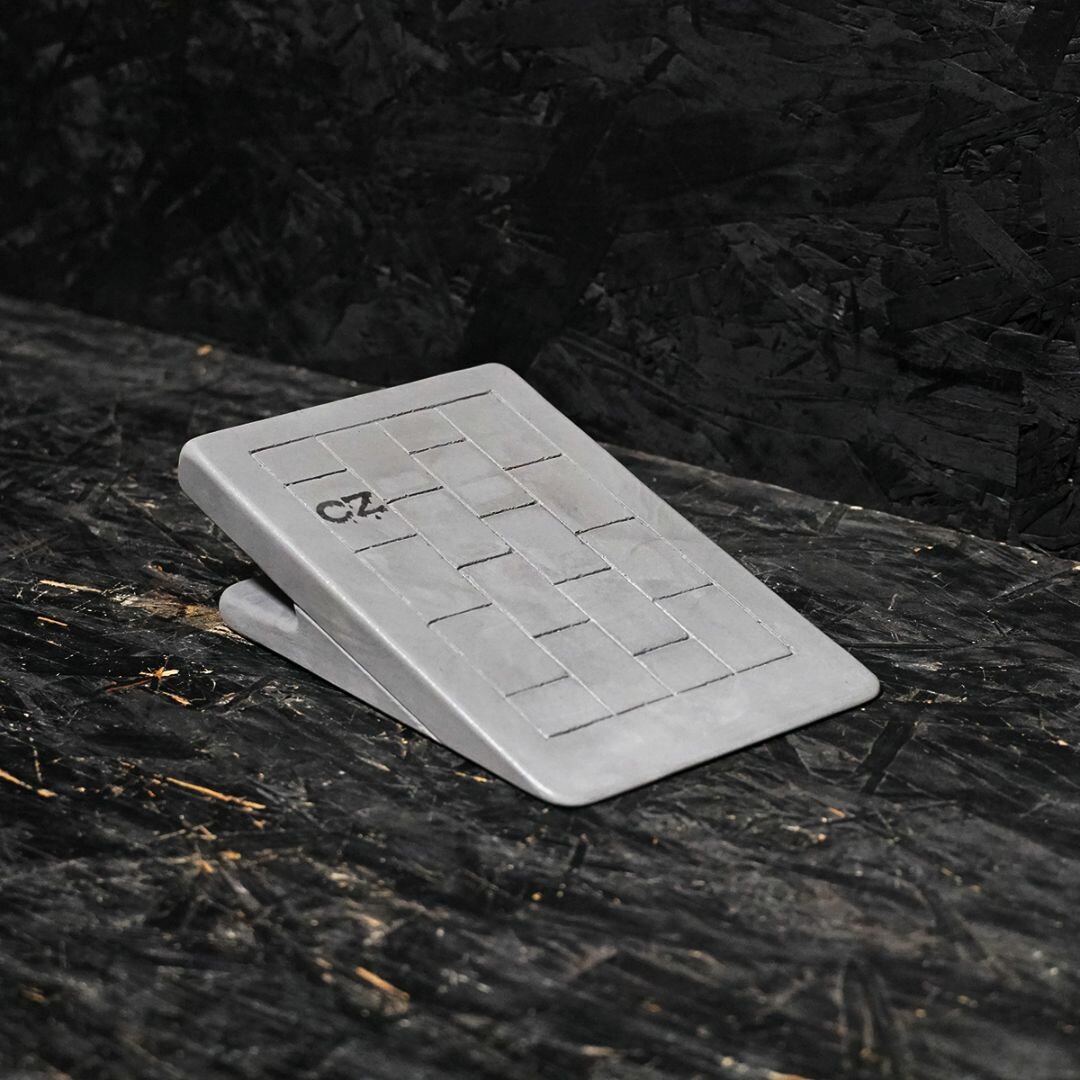 Фигура для фингерскейта Comix Zone Kicker Asphalt из бетона (керамика) 17x11x5.5