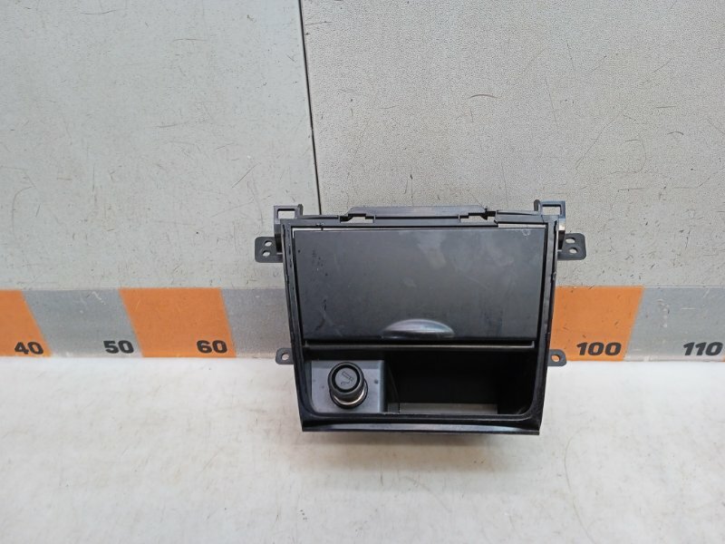 Б/У передней консоли, Сузуки SX4 Ящик Suzuki SX4 2007 342190 SUZUKI арт. 7383080J105PK