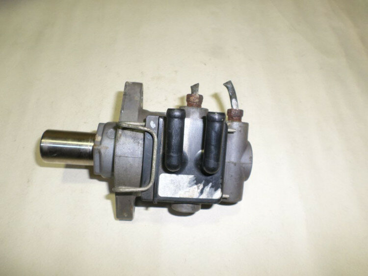 Цилиндр тормозной Главный 96345728 96345807 Шевроле Реззо от праворукого Дэу Такума