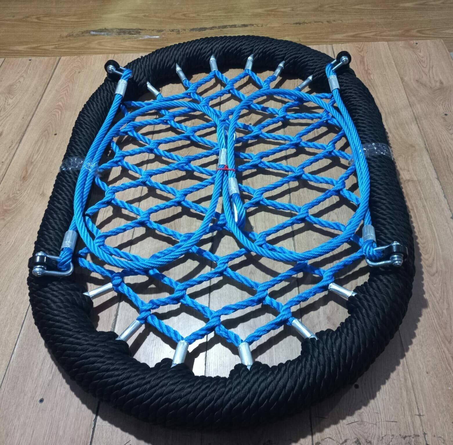 Качели гнездо антивандальные овальные 100х120 см