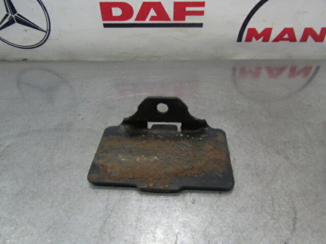 Кронштейн отбойника передней рессоры MAN TGA, TGS, TGX