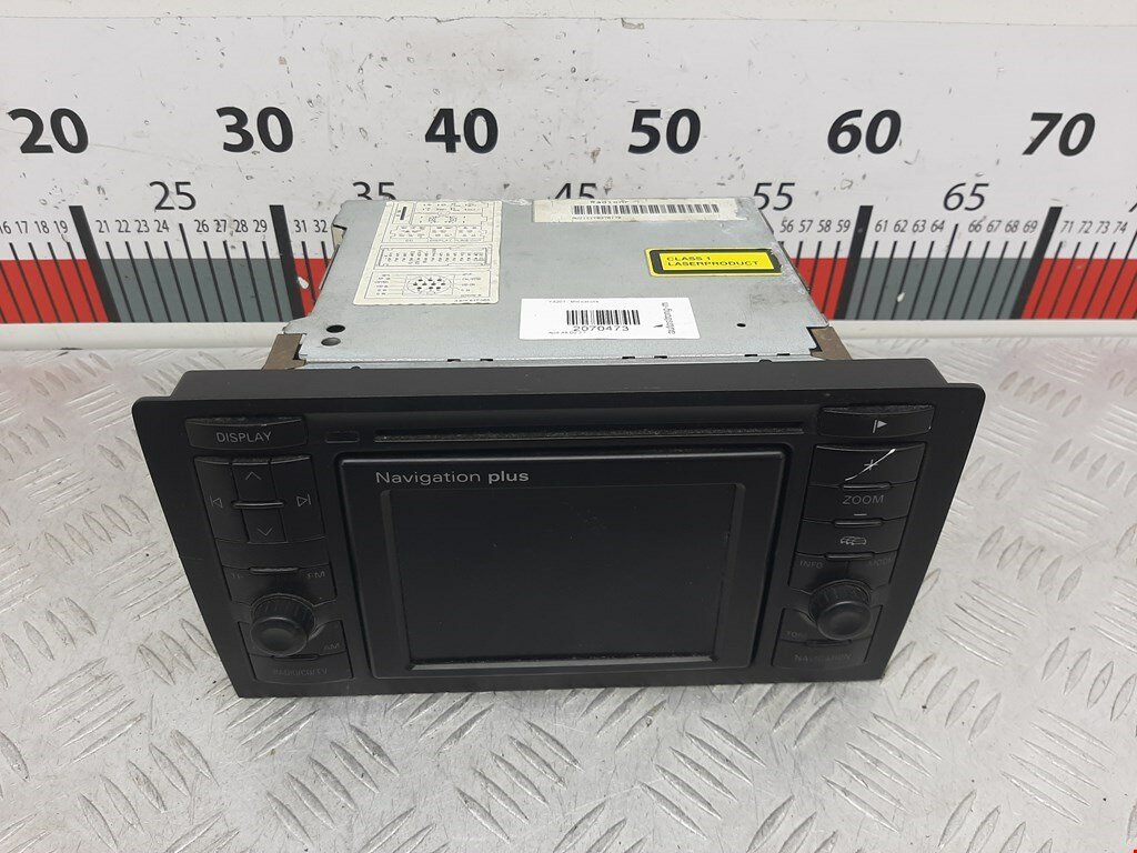 Магнитола Audi A8 D2 4D0035192H арт. 2070473