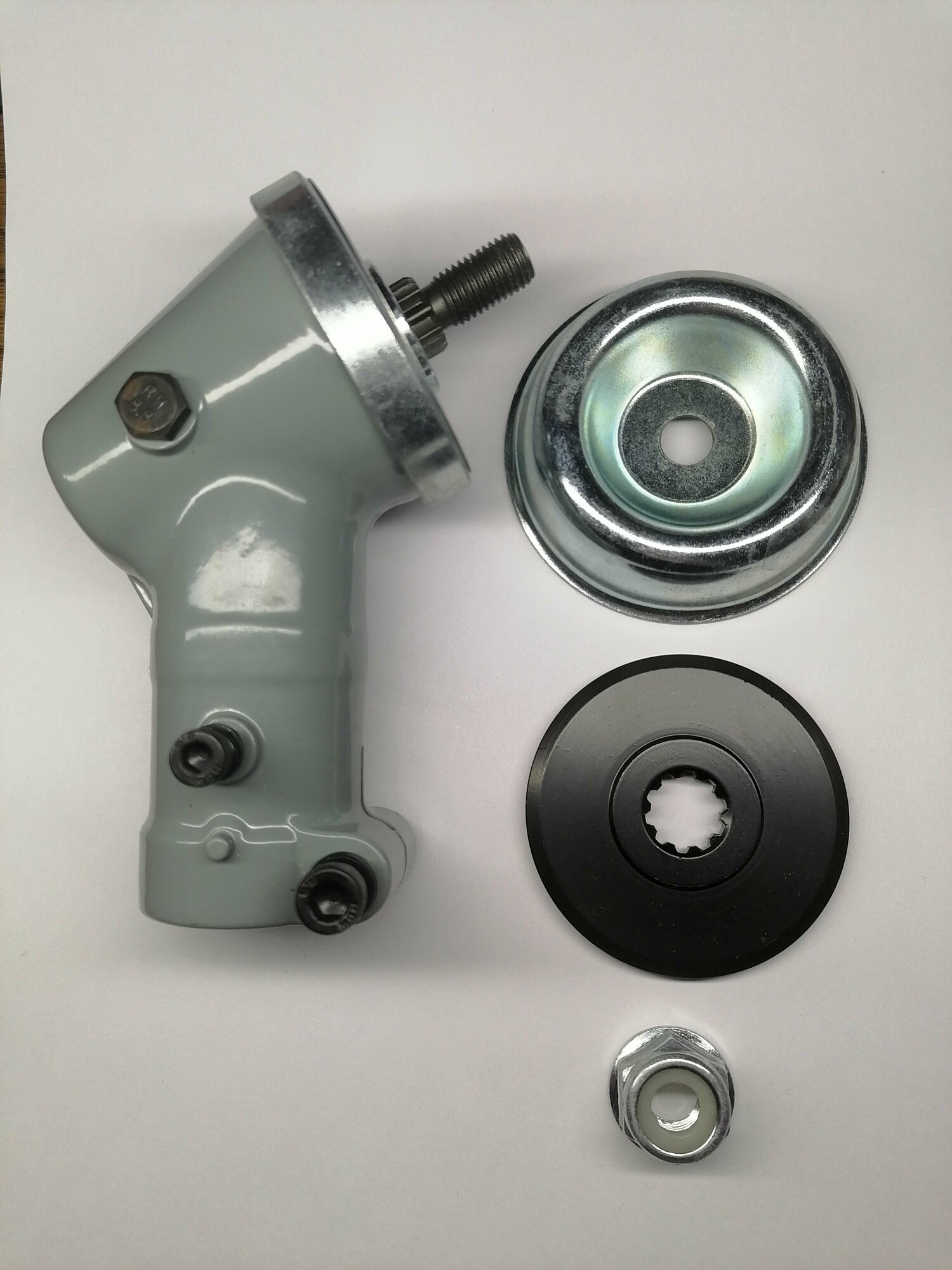 Редуктор для триммера CHAMPION T444S-2 / 1910000845