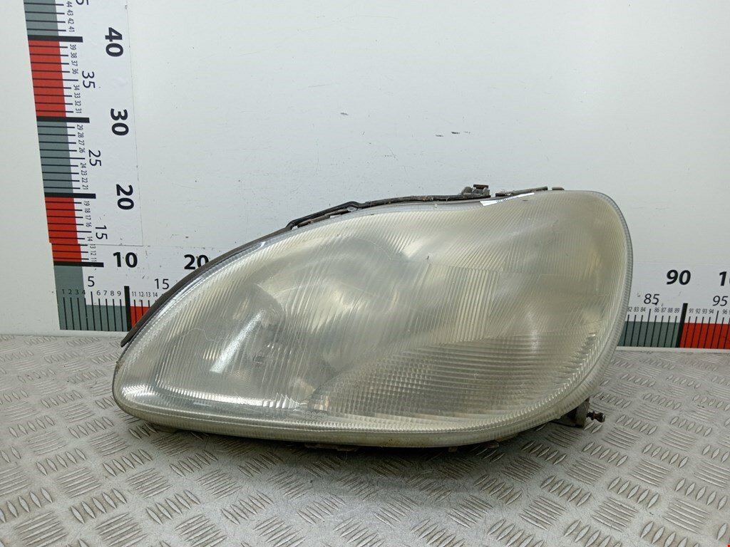 Фара левая Mercedes S-Class (W220) A2208200161 арт. 2189961