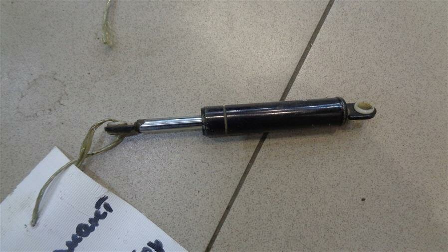 Амортизатор педали стояночного тормоза от Mitsubishi Diamante 1995-2005