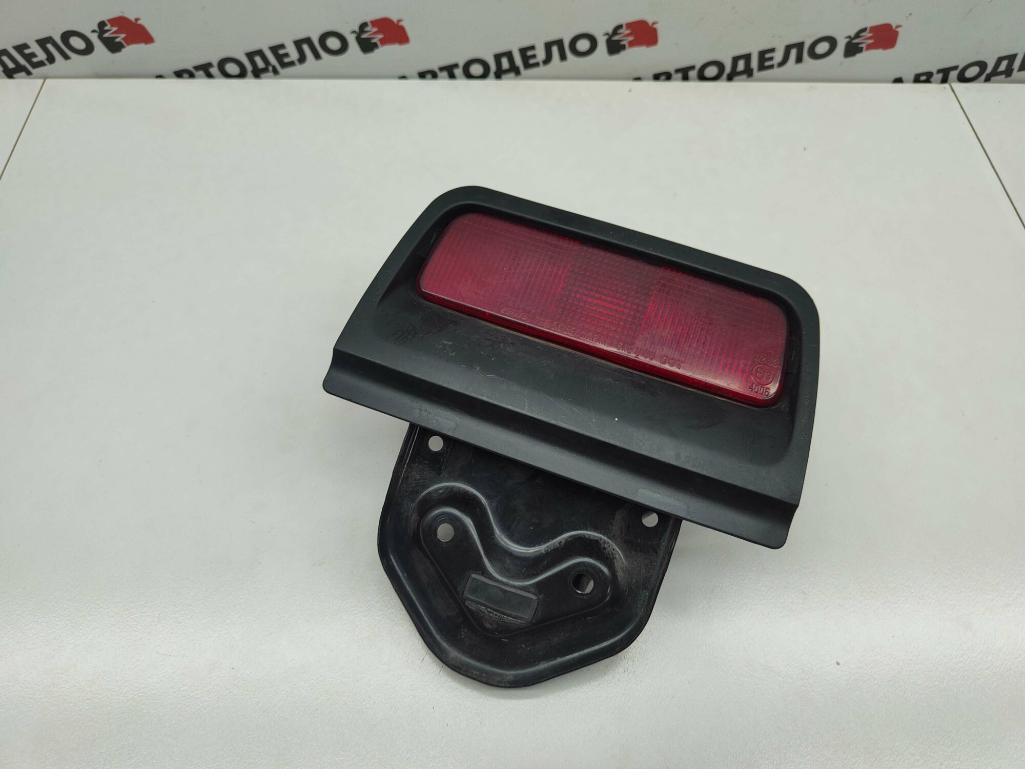 Стоп-сигнал салонный Toyota Duet M100 2001 г.в