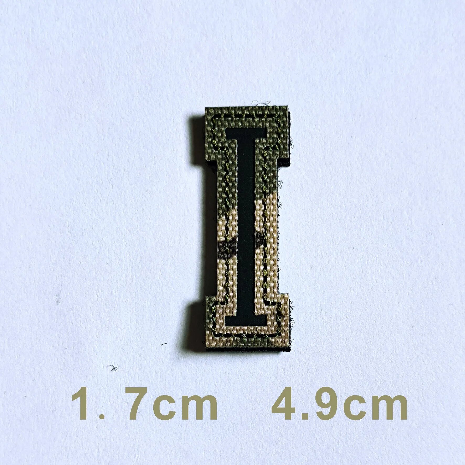 Патч вышитый "I", цвет I, 1.7x4.9 см