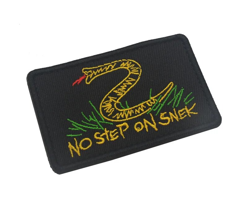 No Step on Snek Don't Step on Snakes Вышитая тканевая нашивка на крючках и кольцах Железные нашивки для одежды Вышивка в стиле милитари