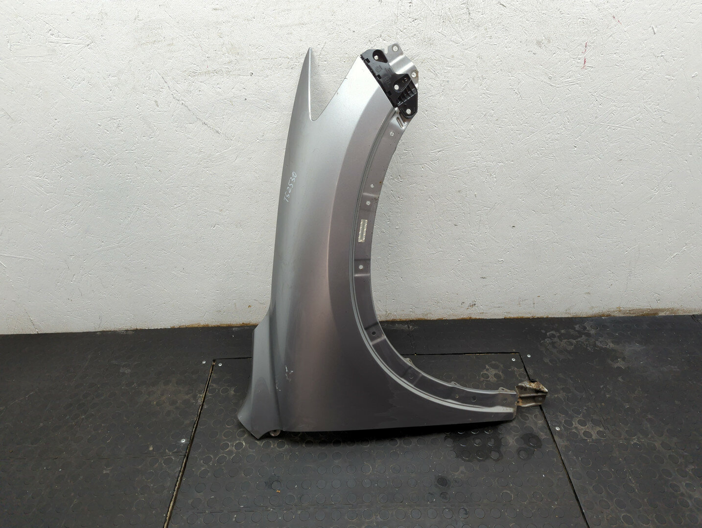 Крыло правое переднее Mazda CX-5 Б/У