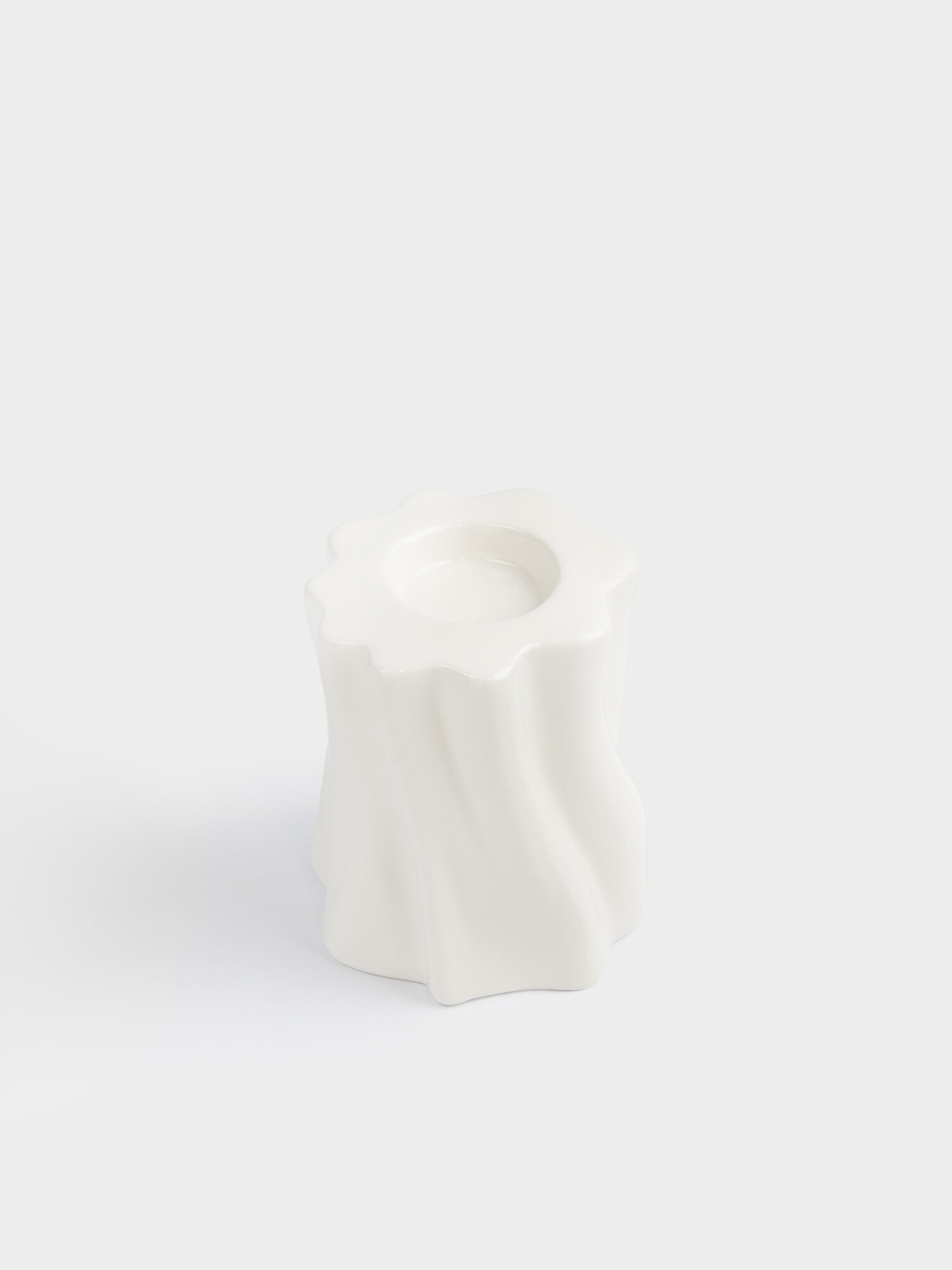 Подсвечник, 8x10 см, для чайной свечи, керамика D, молочный, Волнистый край, Crumple, Kuchenland