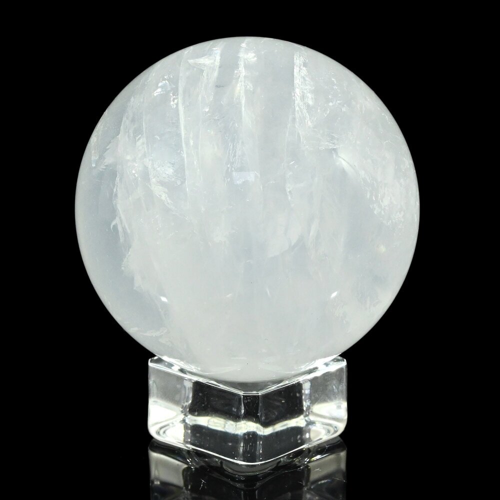 Шар из горного хрусталя, диаметр 74-77мм .