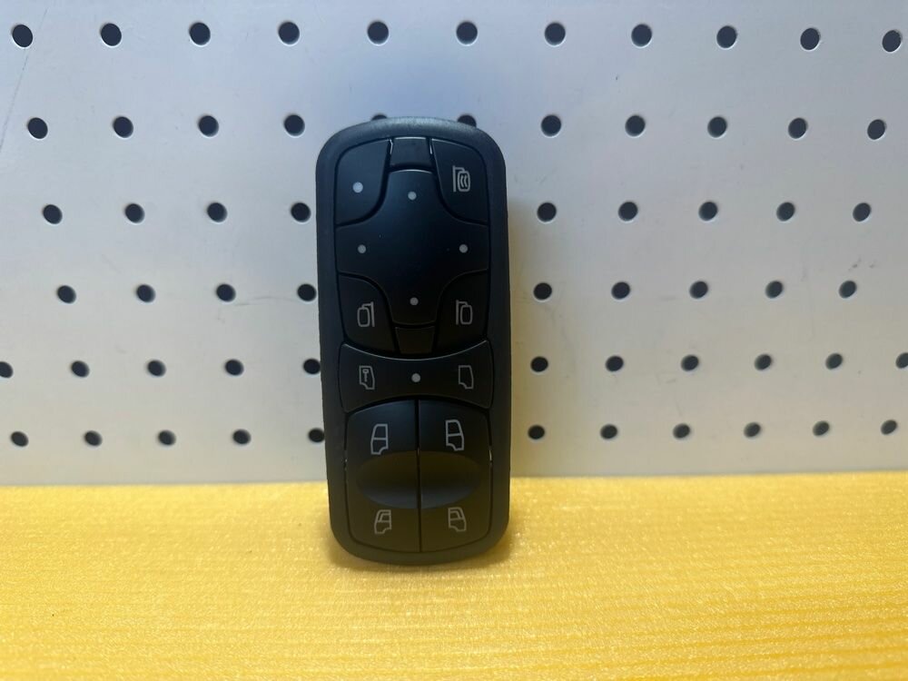 Блок управления стеклоподъемника MERCEDES ACTROS со стороны водителя (мерседес)