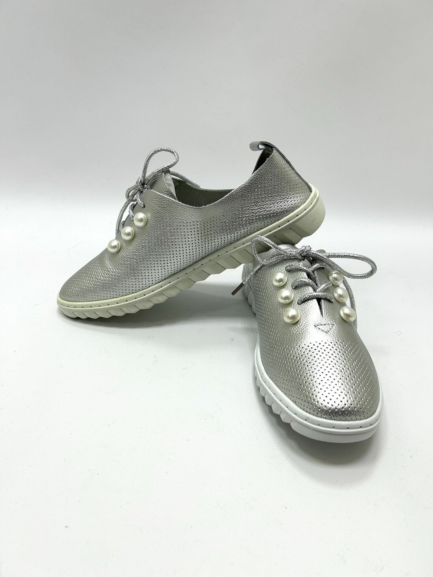 Кеды женские 491 серебряные 36(37). Товар уцененный