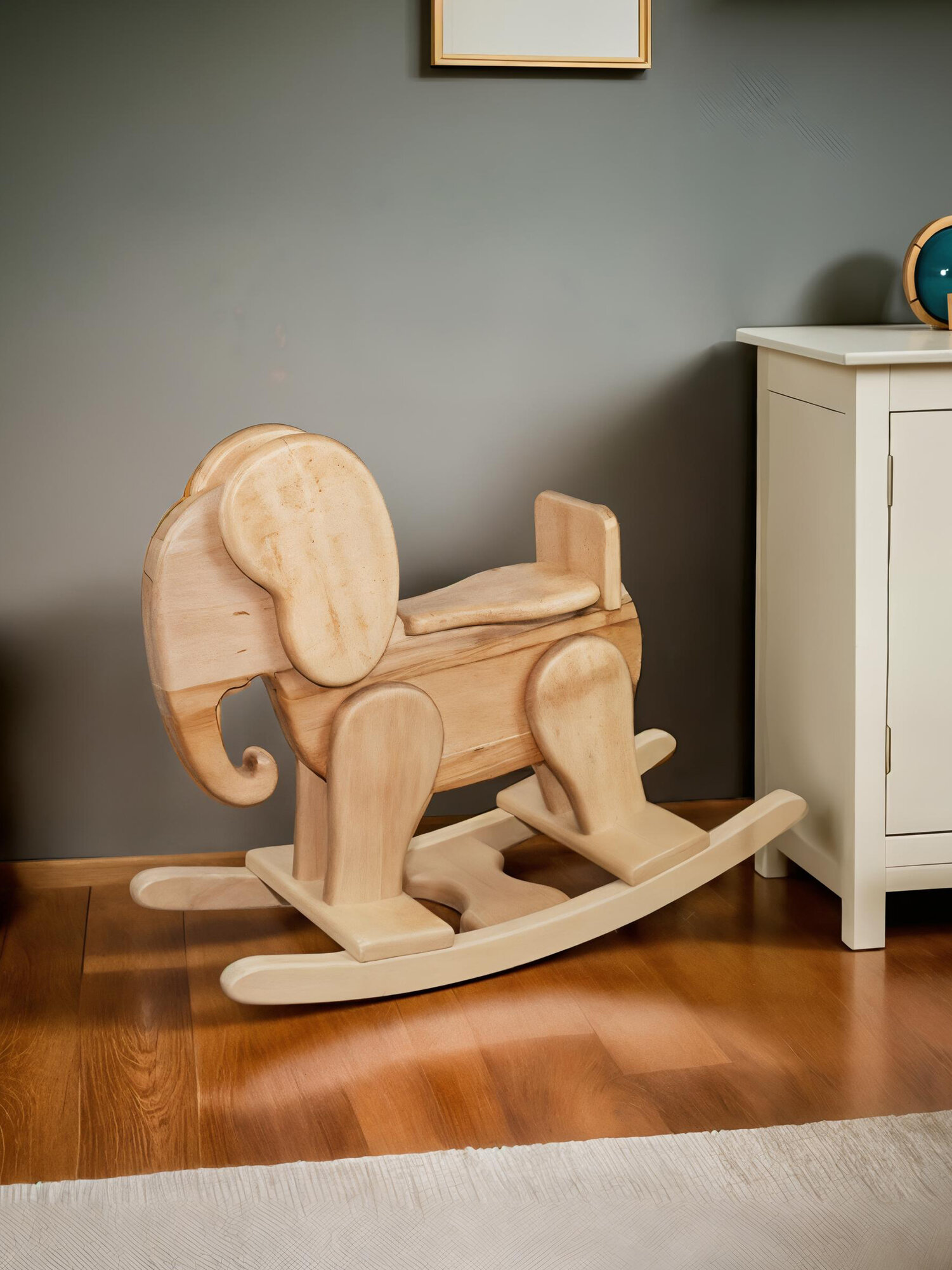 Слонёнок детская качалка из дерева ручной работы