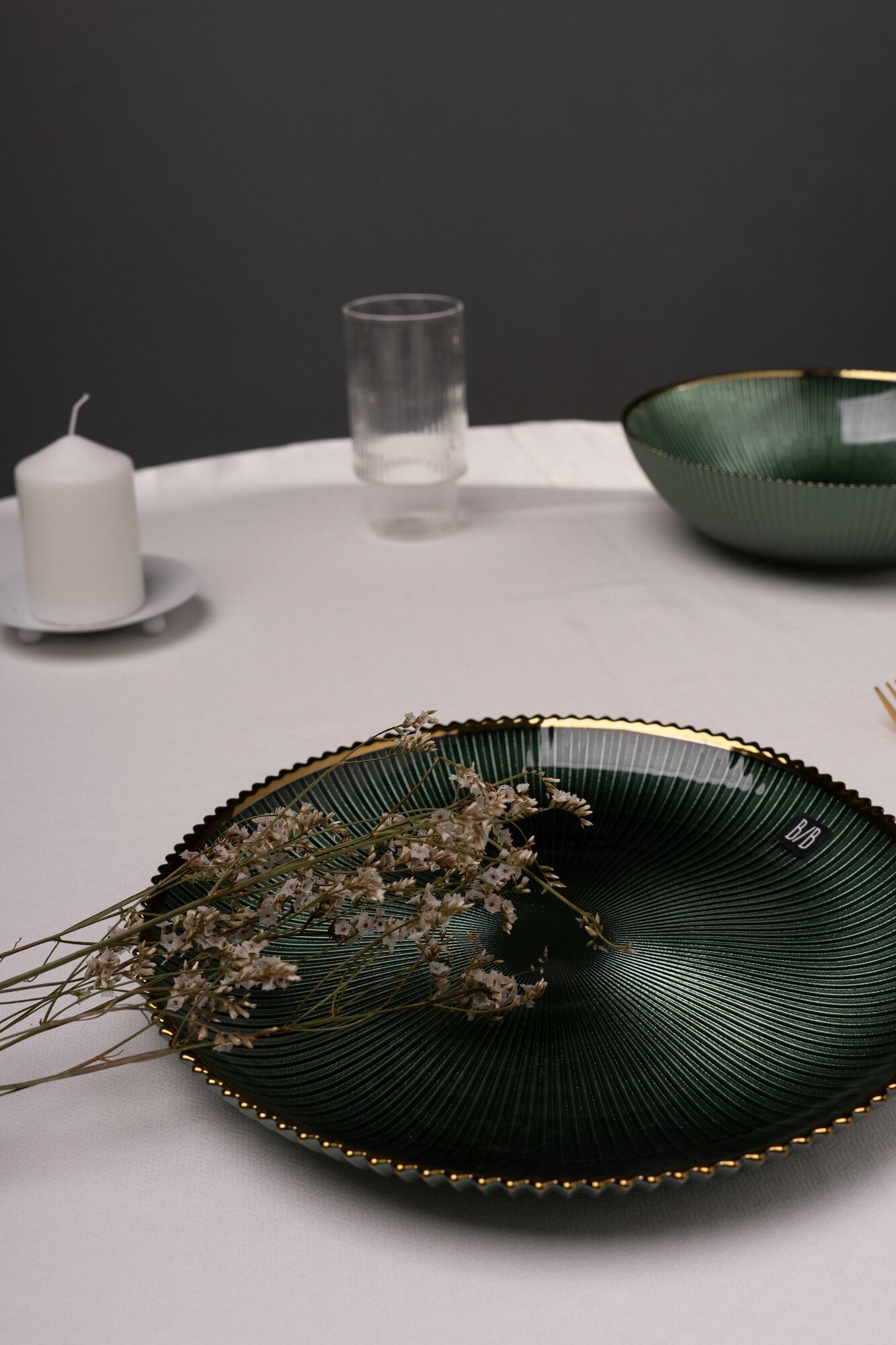 Тарелка BILLIBARRI "Moat" 31см, стекло, зеленая