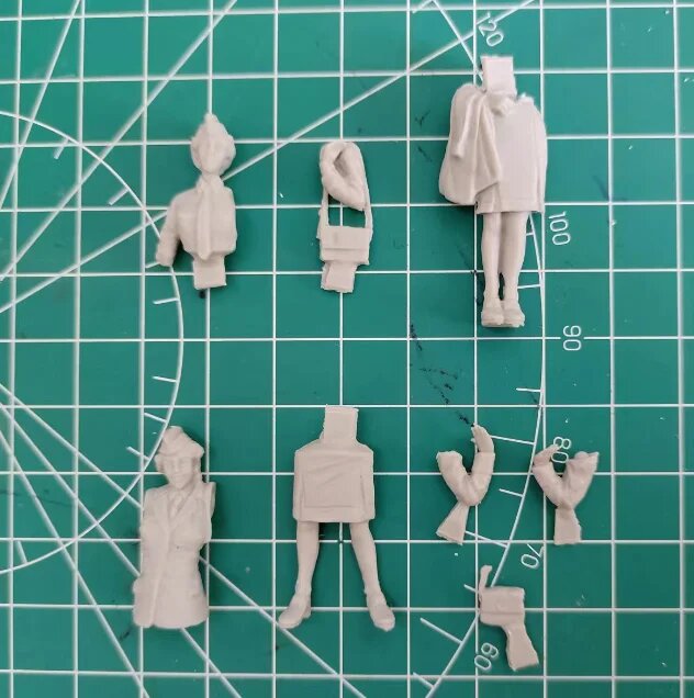 MODX 1/35 Женщина-солдат, набор для сборки