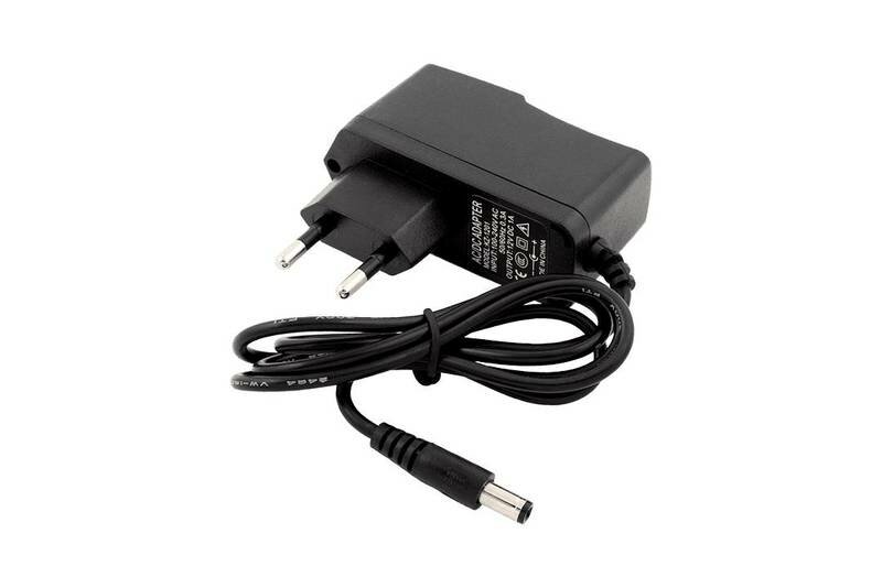 Блок питания/адаптер к тюнерам/приемникам . Тонкий штекер