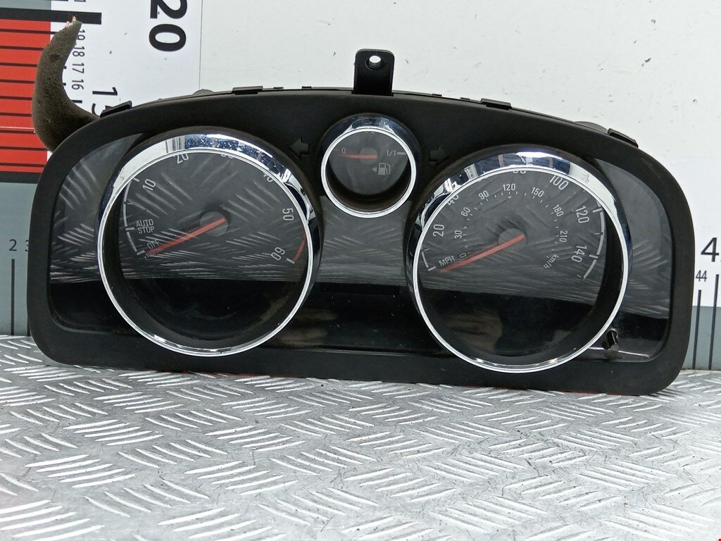 Панель приборная (щиток приборов) Opel Antara (L07) 96941875 арт. 1806217