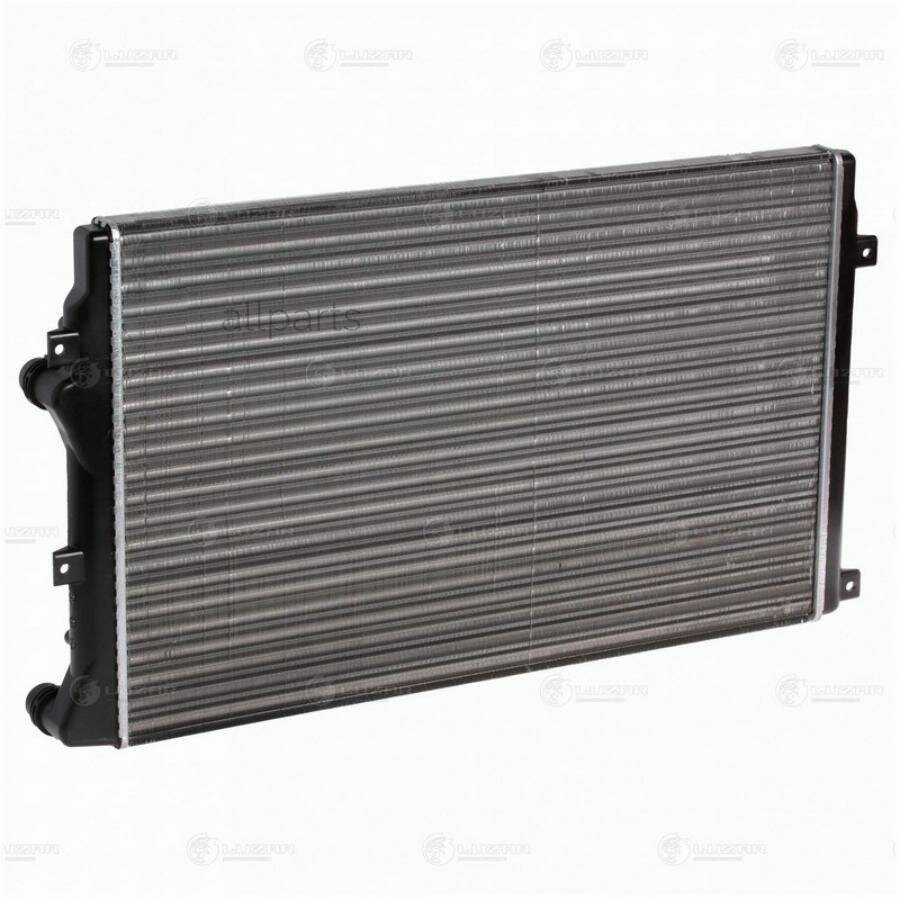 LUZAR LRC 18L3 Радиатор охл. для а/м VW Jetta (05)/(11-)/Skoda Octavia A5 (04-) (сборный) LUZAR LRc 18L3