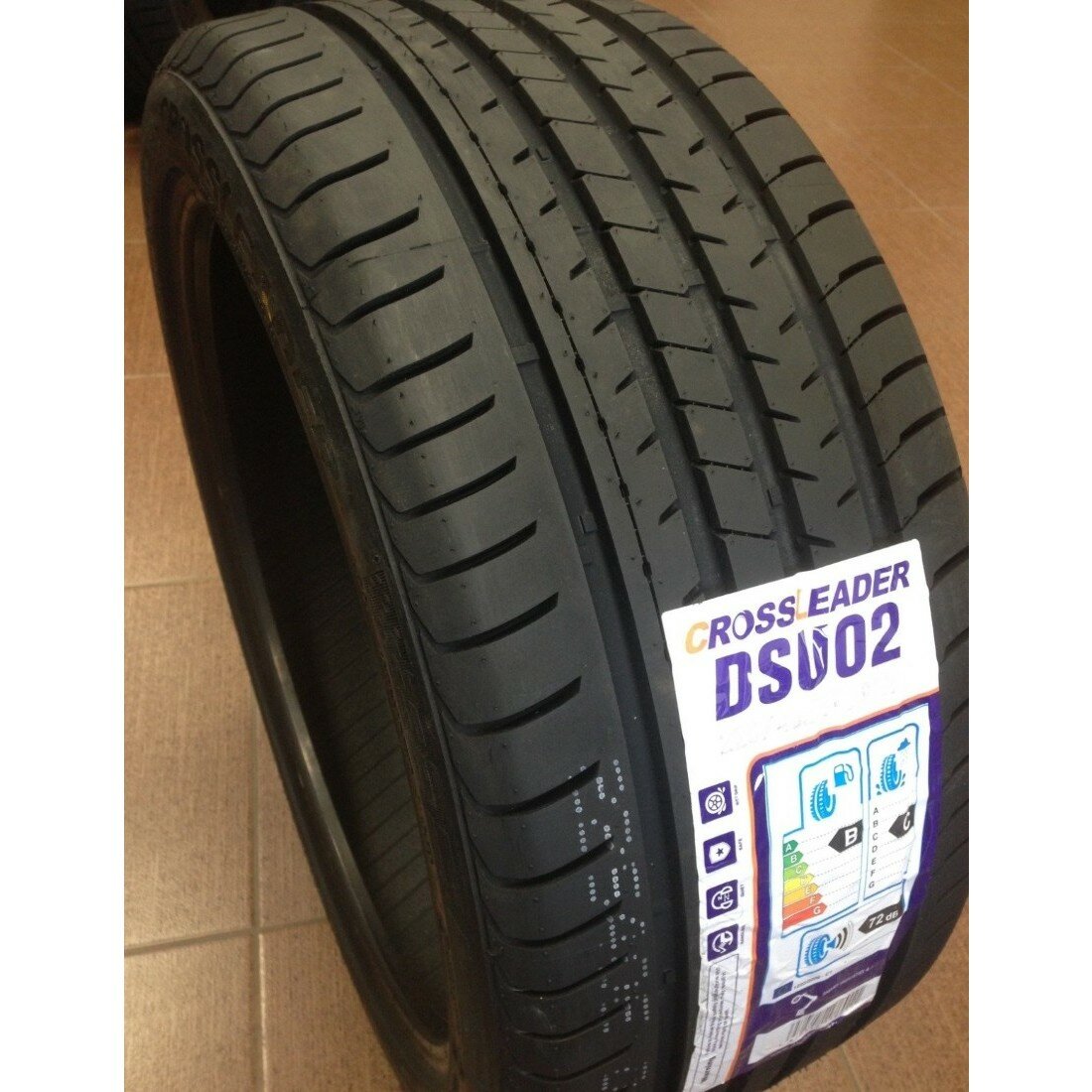 245/45/18 DoubleStar DSU02 100W а/шина