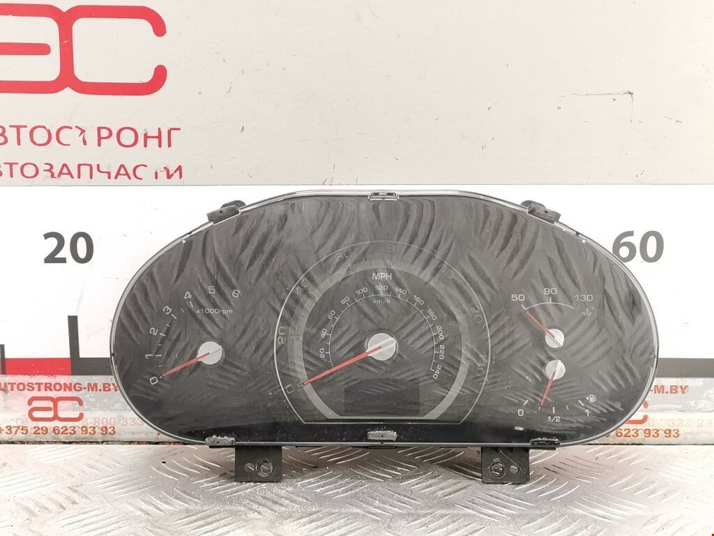 Панель приборная (щиток приборов) Kia Sportage 3 (SL) 940013U015 арт. 1014240