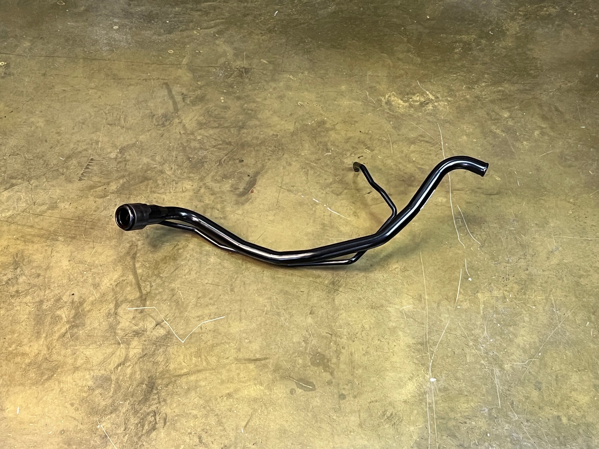 Горловина топливного бака Toyota Corolla