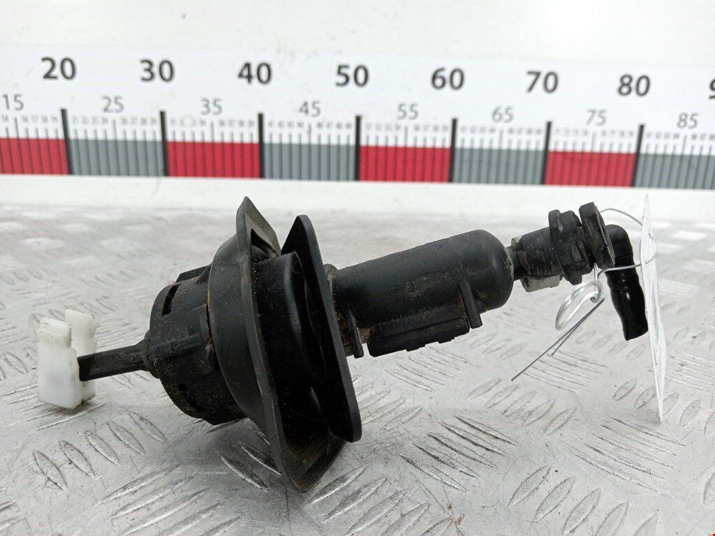 Цилиндр сцепления главный Ford Focus 2 1863550 арт. 1894318