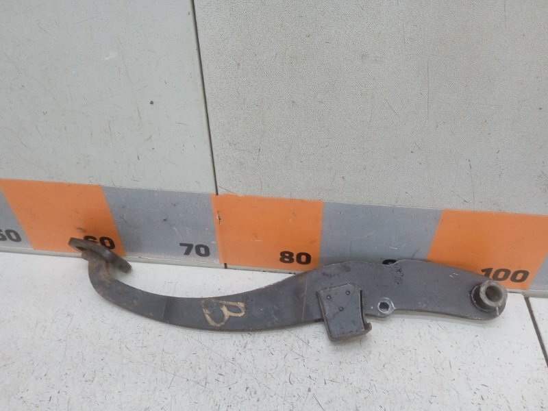 Б/У Ваз 2110 Педаль тормоза Лада 2110 2002 21103 267670 LADA арт. 2110-3504010