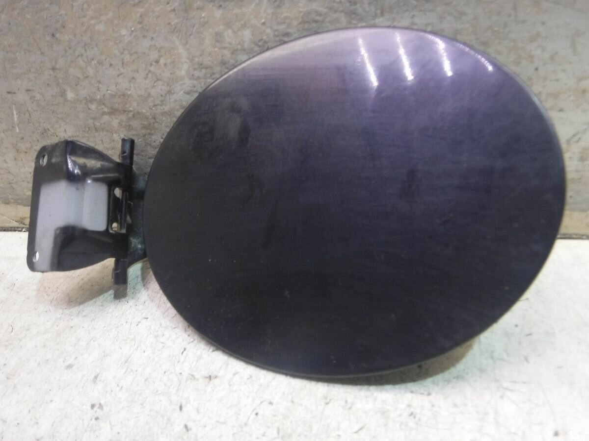 Лючок бензобака Mazda 6 GG рестайлинг (2005—2008) G21B42410D