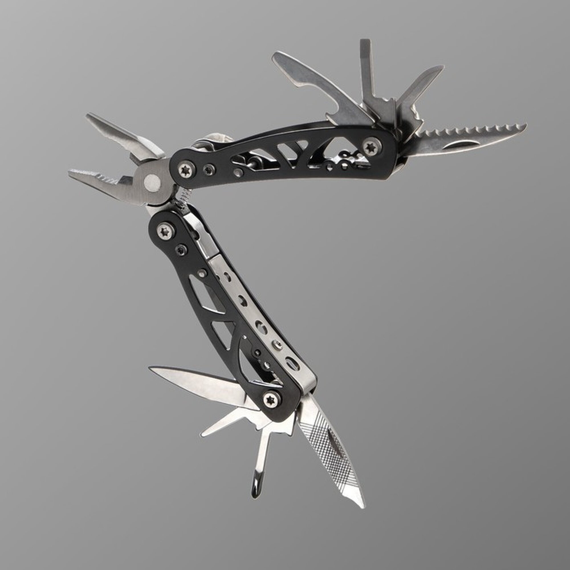 Мультитул Сима-ленд 9 в 1, с плоскогубцами, 1 шт, цвет черный