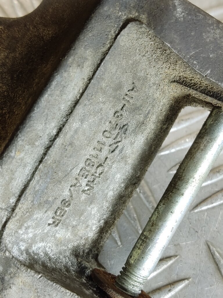 Кронштейн генератора CHERY Fora 2006-2010 A113701118EA