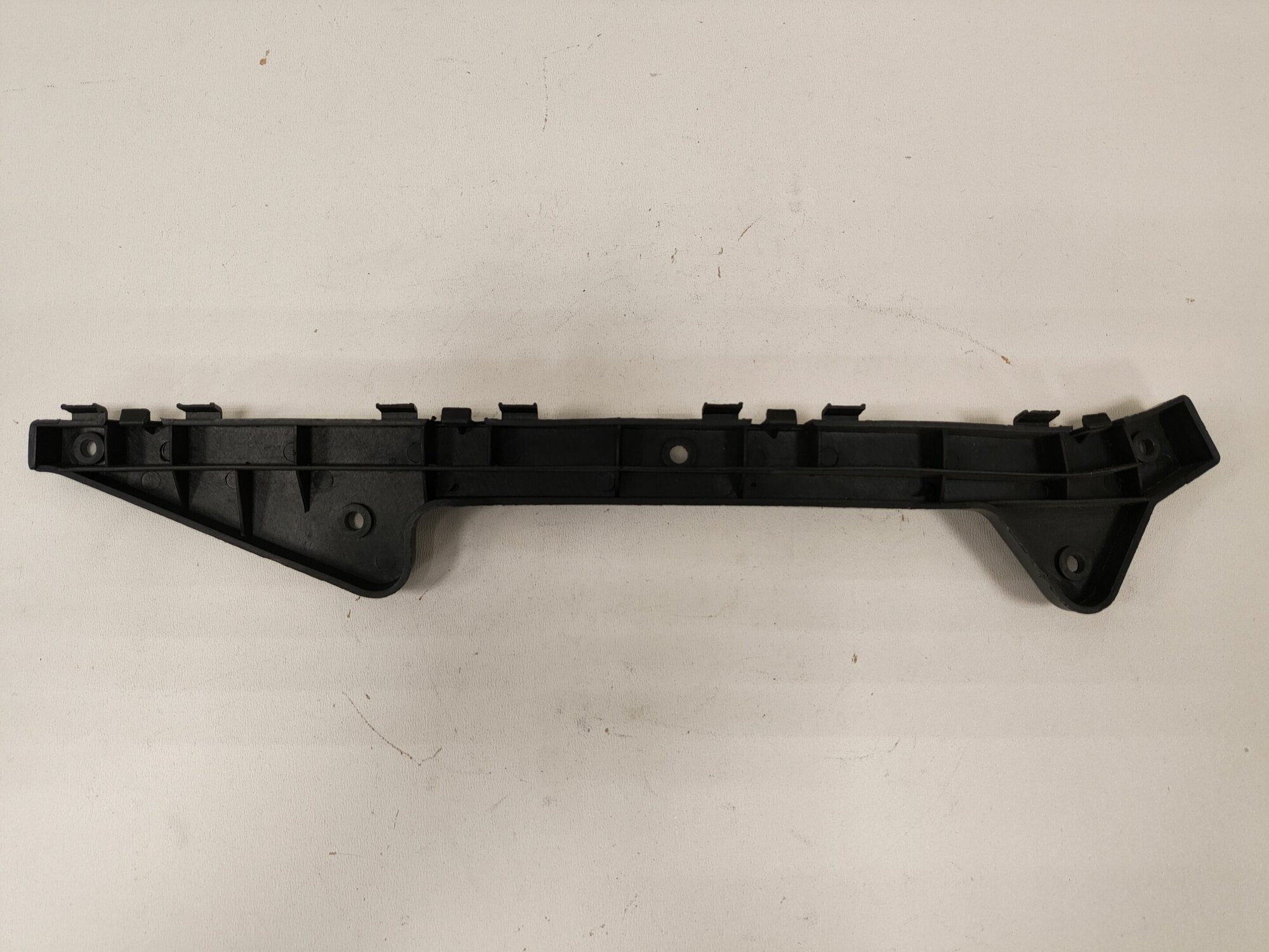 Кронштейн бампера заднего левый Chery QQ6 [1.3 16V 5MT лифтбэк] S212804511