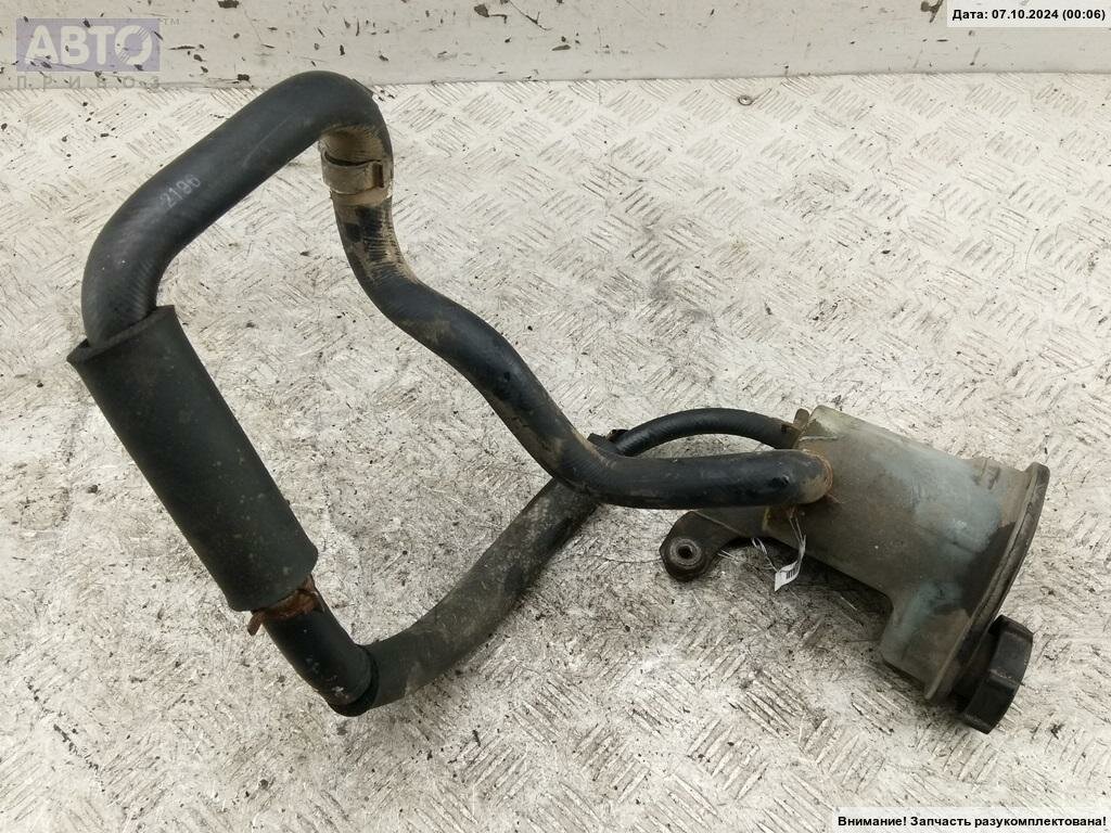 Бачок гидроусилителя Ford Courier